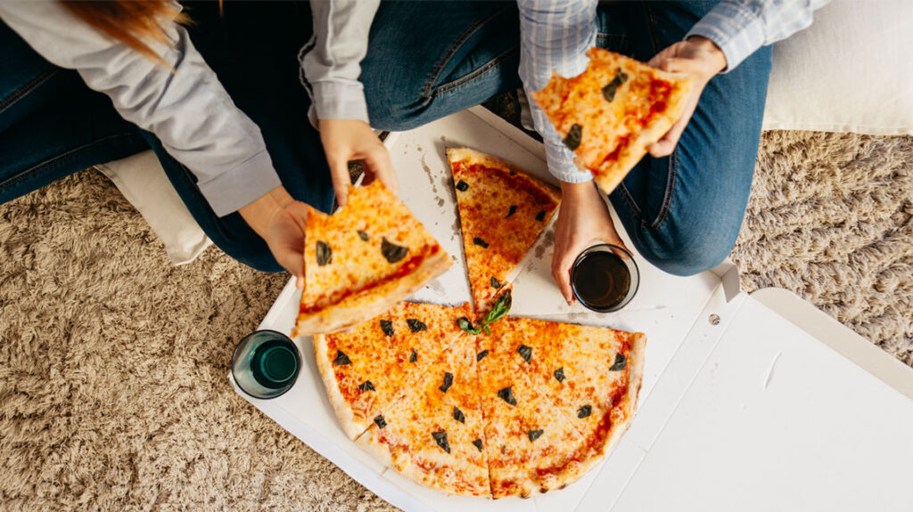 ¿Cómo compartir comida de manera segura durante la pandemia?
